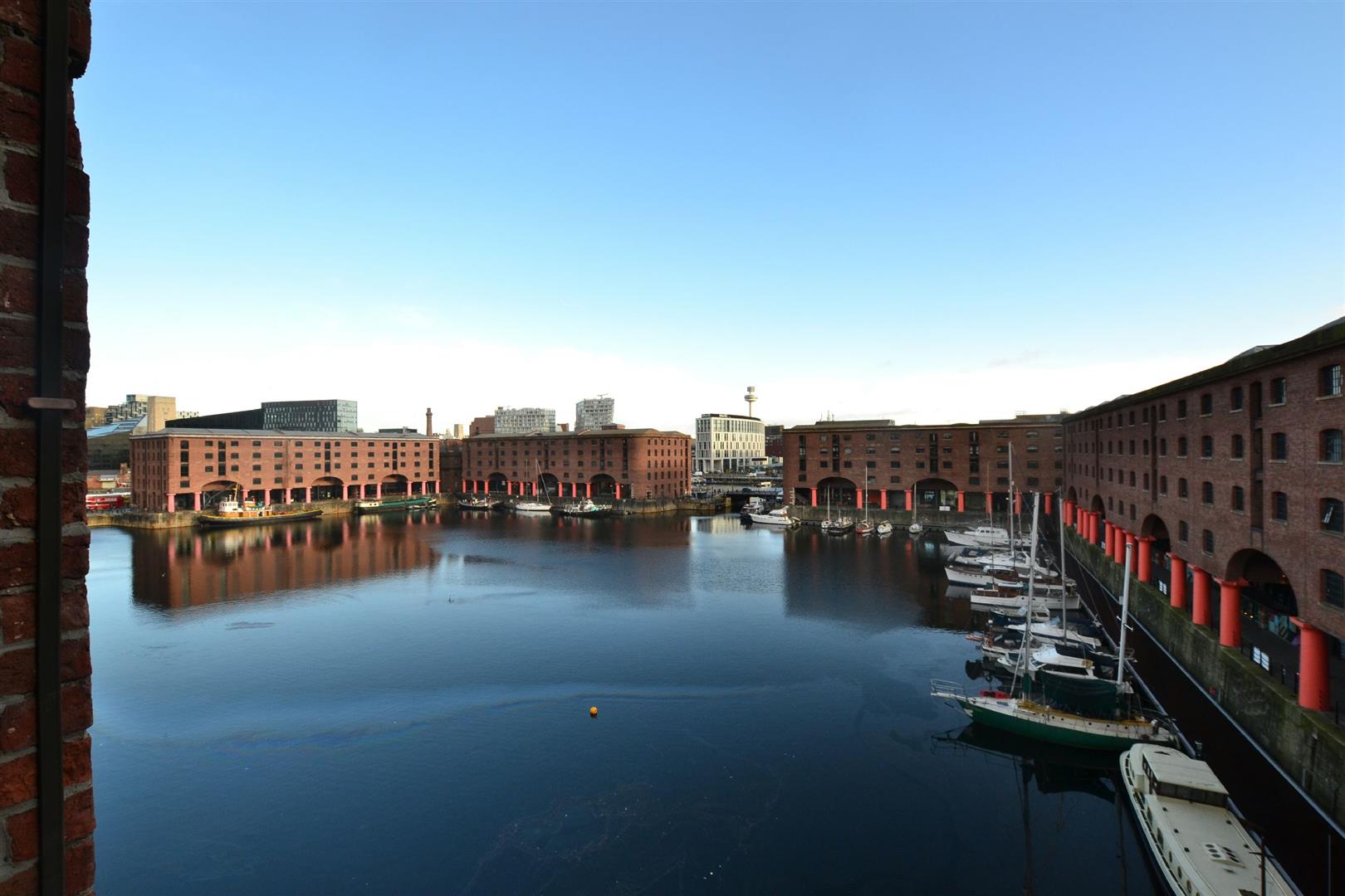 Albert Dock - The Colonnades - City Residential